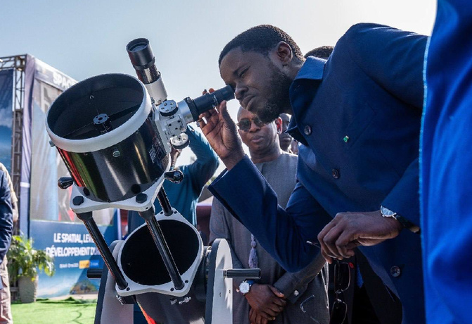 Spacebus 2025 : Le Président Diomaye Faye réaffirme l’ambition du ...